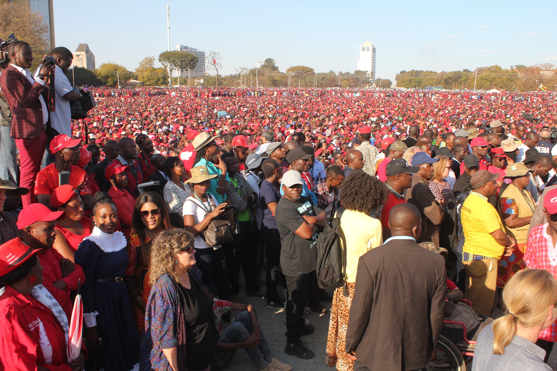 FINAL PUSH: MDC Alliance 'Freedom Square' rally in Harare - PICTURES ...