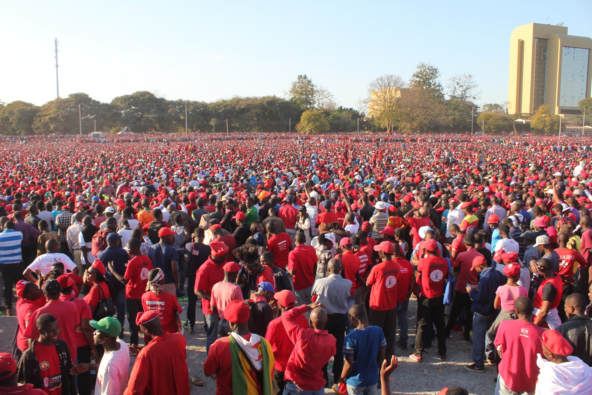 FINAL PUSH: MDC Alliance 'Freedom Square' rally in Harare - PICTURES ...