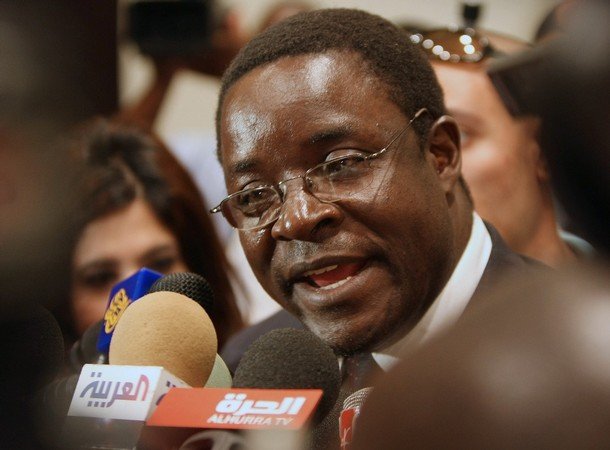 Radios will effect regime change in Zimbabwe: Mugabe spokesman ...