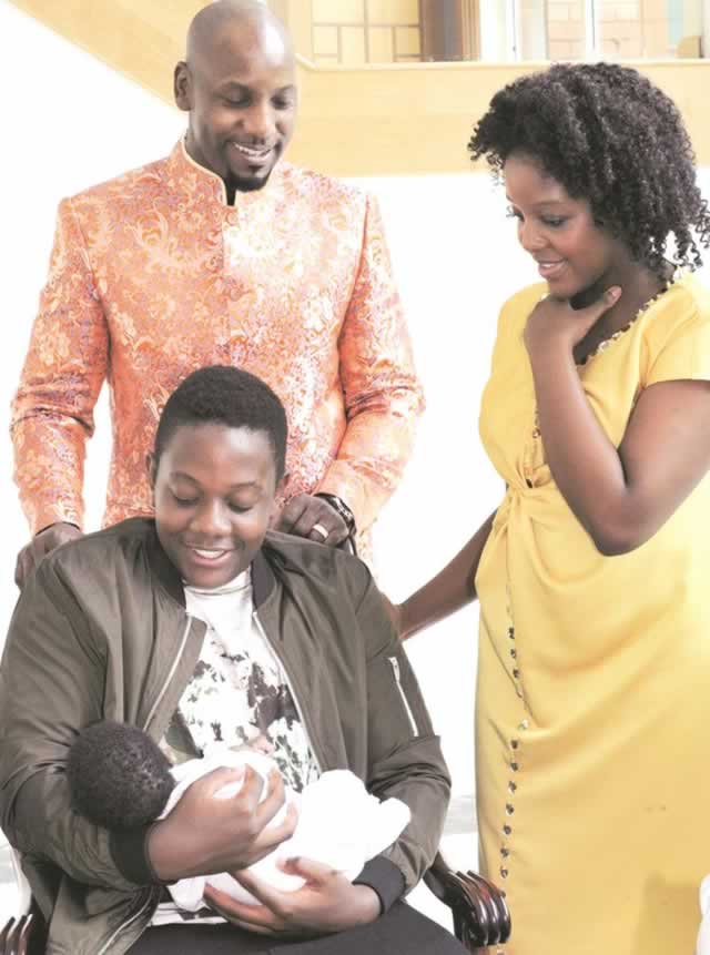 Mugabe meets grandson (Pictures) – Nehanda Radio