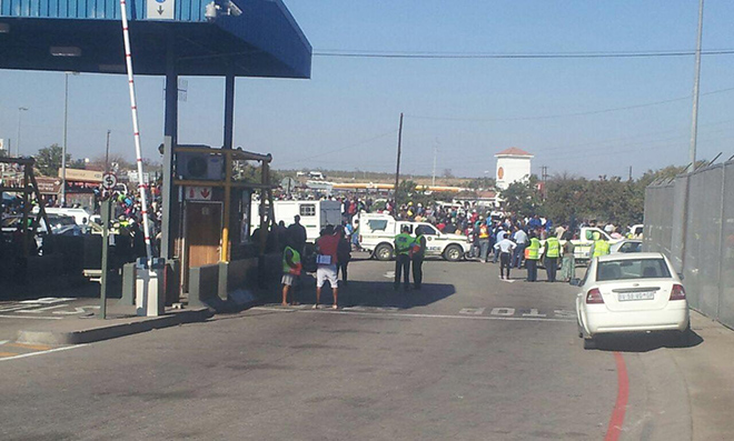 Beitbridge protests spread to South Africa’s Musina, shootout reported ...