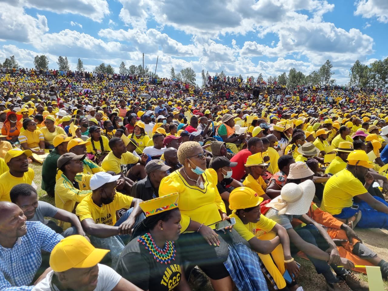 PICTURES: Nelson Chamisa CCC rally at Mkoba Stadium in Gweru – Nehanda ...