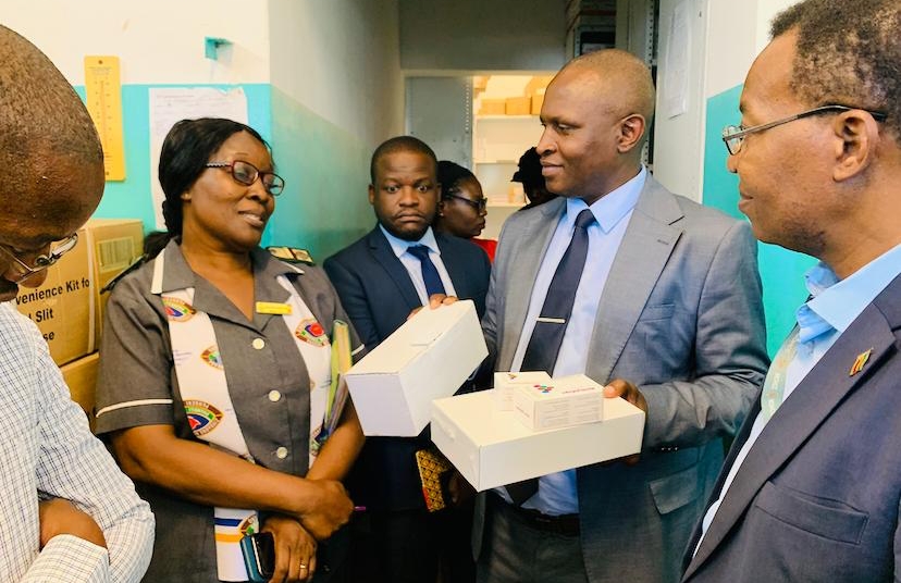 Zimbabwean govt admits: 'Our policies driving doctors out of the ...