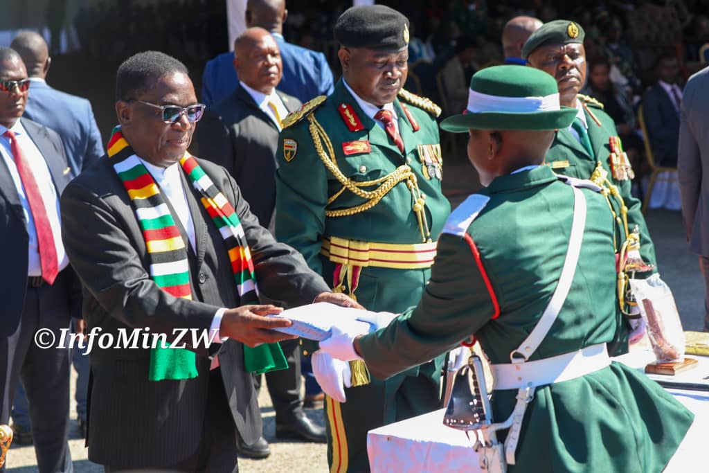 Mnangagwa demands "unflinching patriotism and loyalty" from young ...